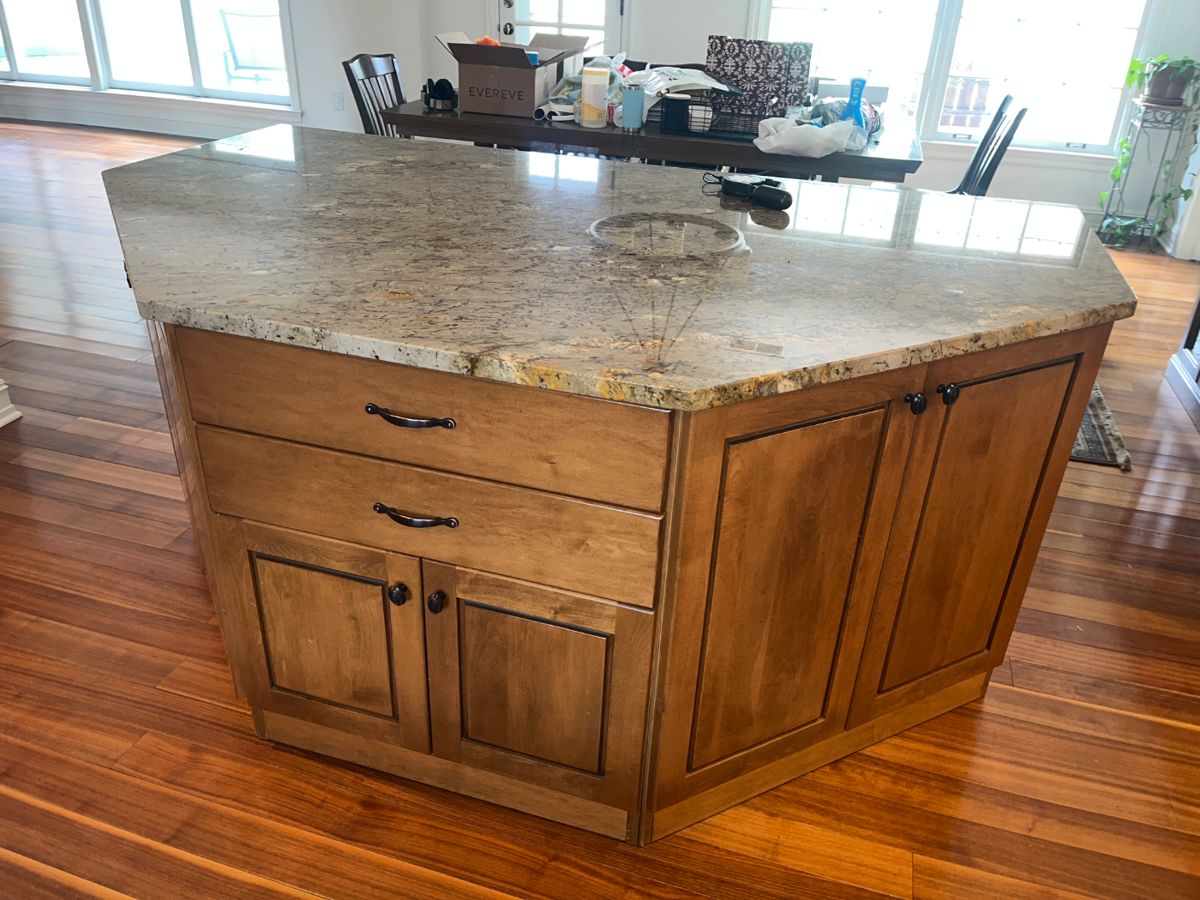 TROY RENOVATION & MOVING SALE! KITCHEN, BATHROOMS,... starts on 4/17/2025