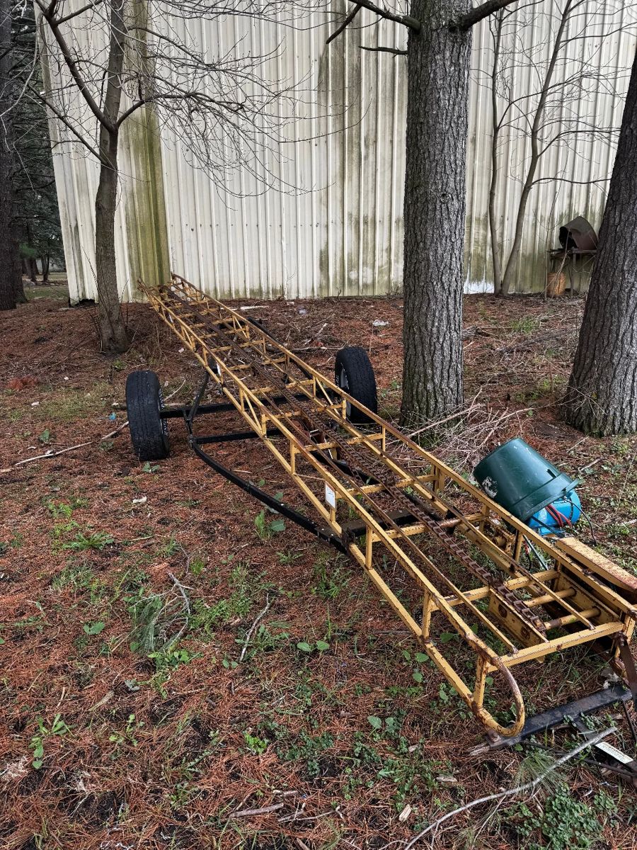 Farm Sale! ONE DAY ONLY! CASH ONLY in Dewey, IL starts on 4/26/2025