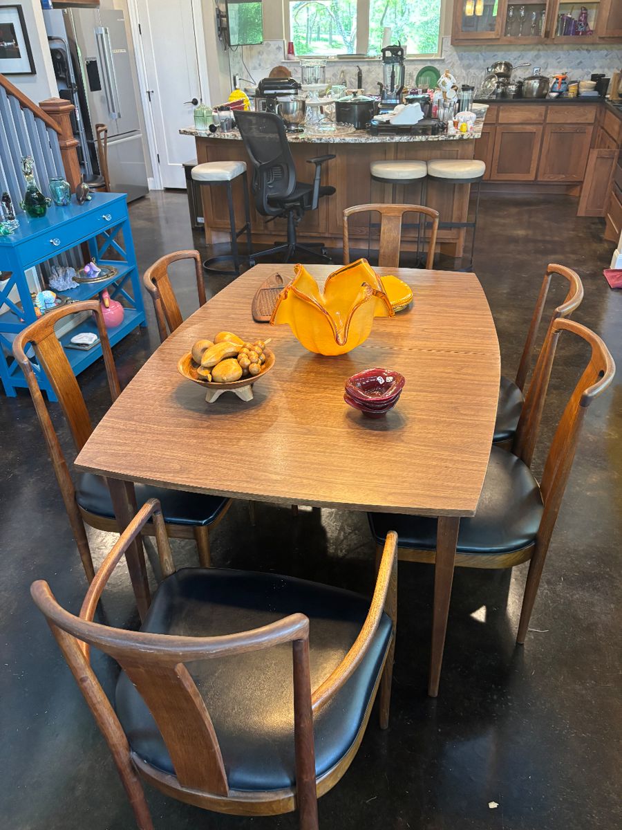 EASY LIVIN’ ! 50%OFF SATURDAY 4/19 open at 8 AM starts on 4/17/2025