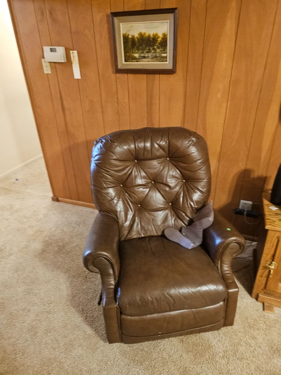 50 % OFF VINTAGE MID CENTURY RETRO TIME CAPSULE... starts on 5/1/2025