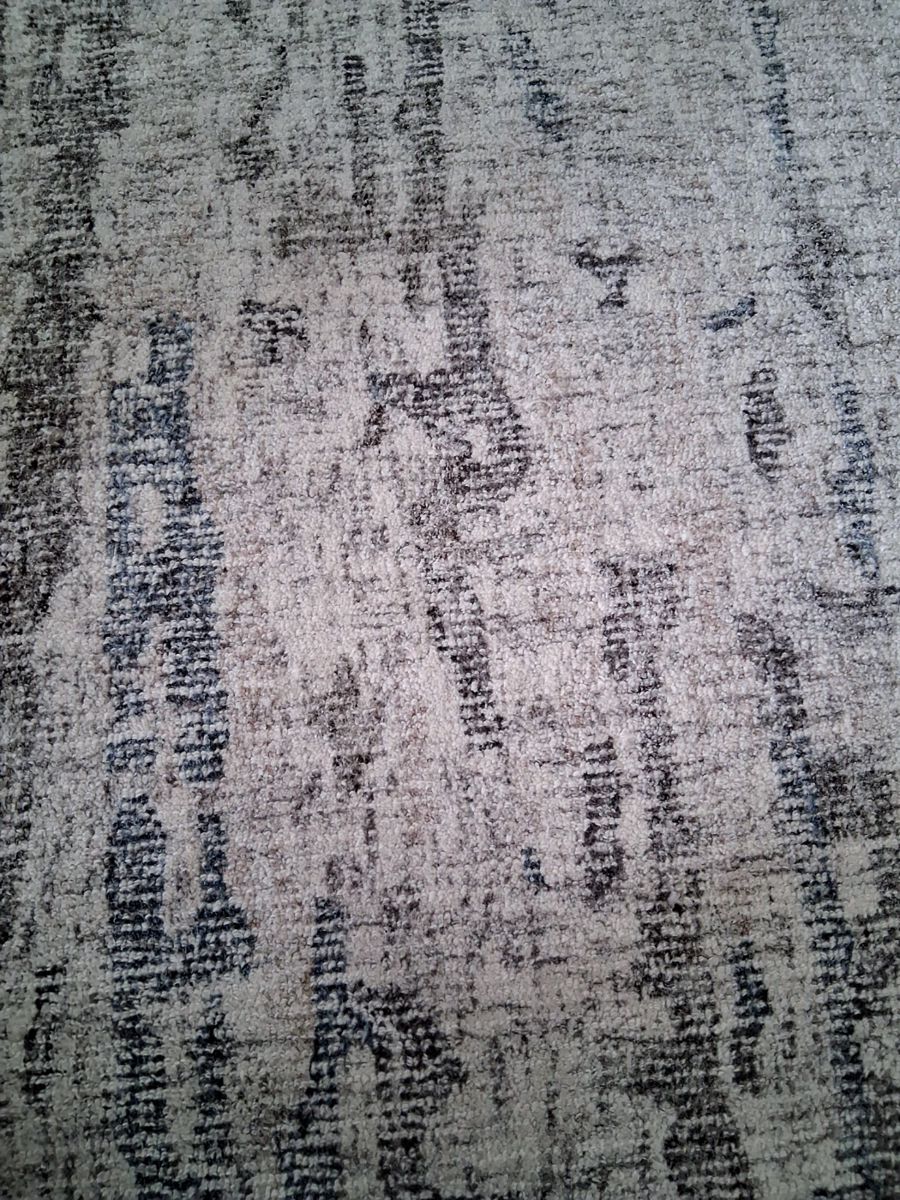 Willow Tree Estate Sales Designer Beach house... starts on 4/19/2025