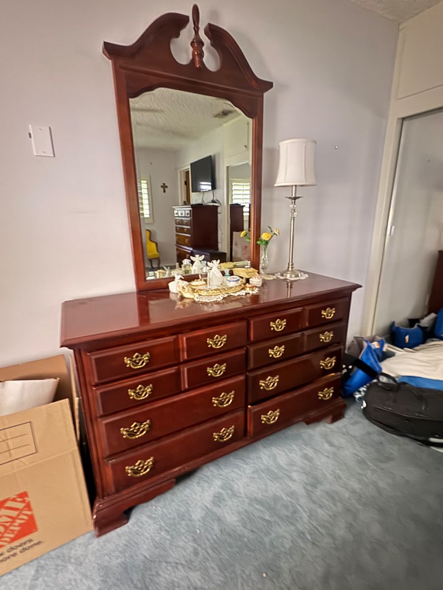 Santa Clarita Happy Valley Estate Sale starts on 5/16/2025