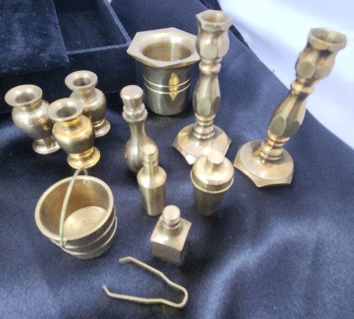 Spring Collectibles Bonanza - ONLINE ONLY AUCTION starts on 4/23/2025