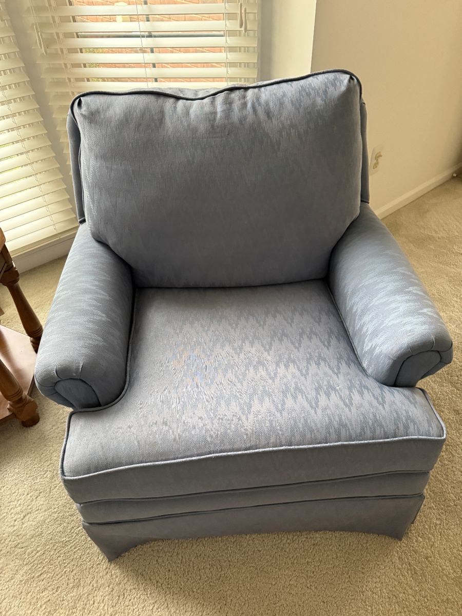 Country Knoll Dr. - Northville, Mi starts on 4/23/2025