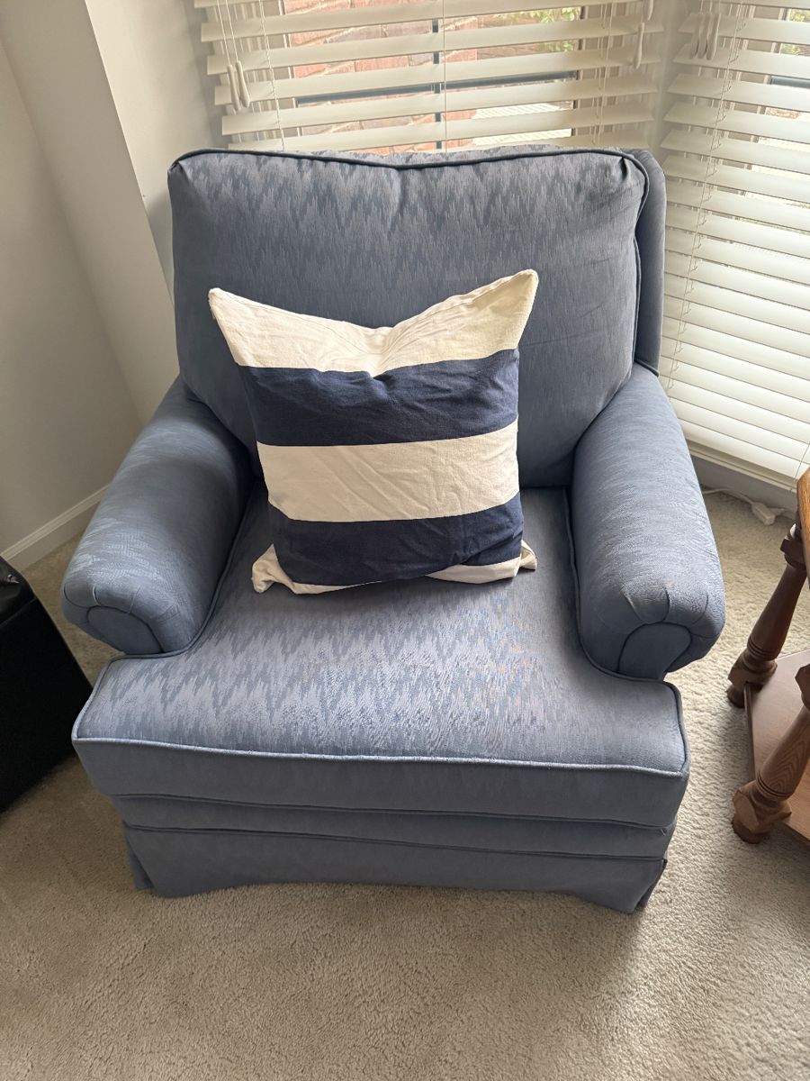 Country Knoll Dr. - Northville, Mi starts on 4/23/2025