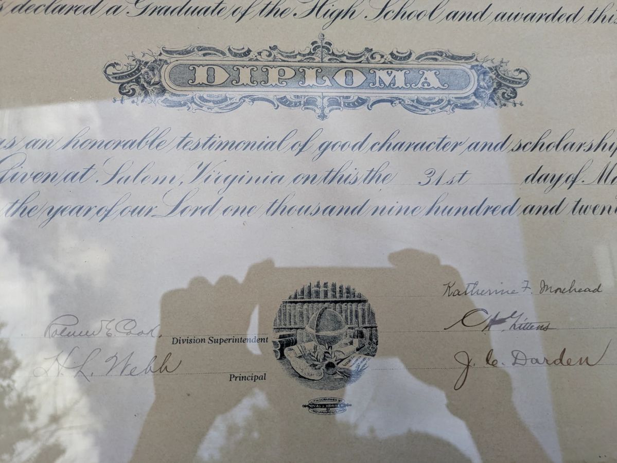 SALEM HISTORIC JOHNSTON/TUTTLE HOME SINCE 1898 starts on 5/9/2025