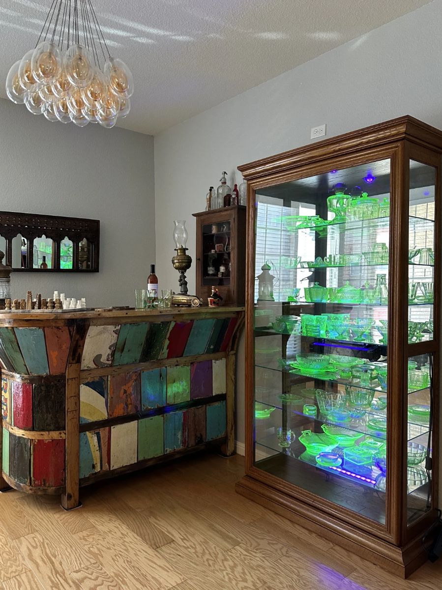 75% OFF Sunday 11am-1pm Pour Me a Glass,... starts on 4/24/2025