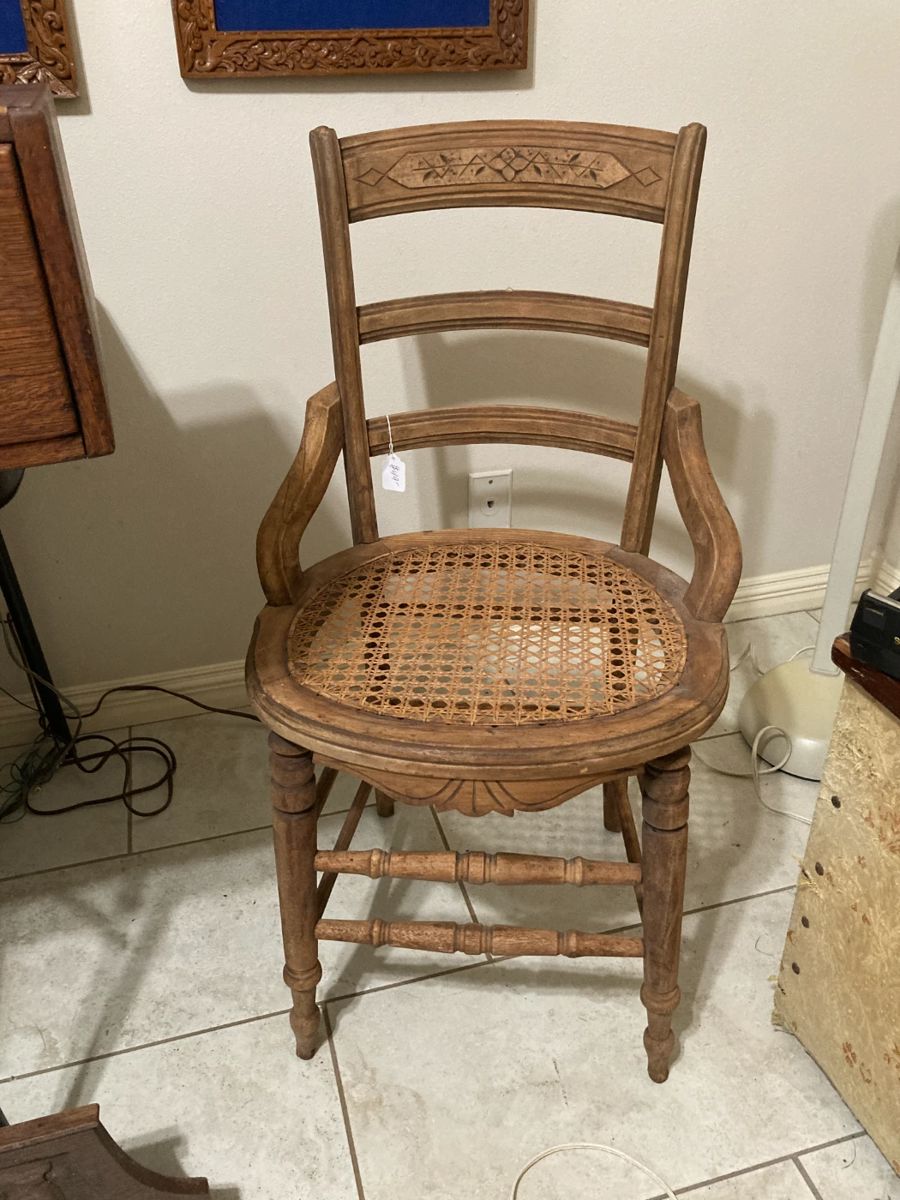 Estate Sale in Rockport Country Club starts on 4/25/2025