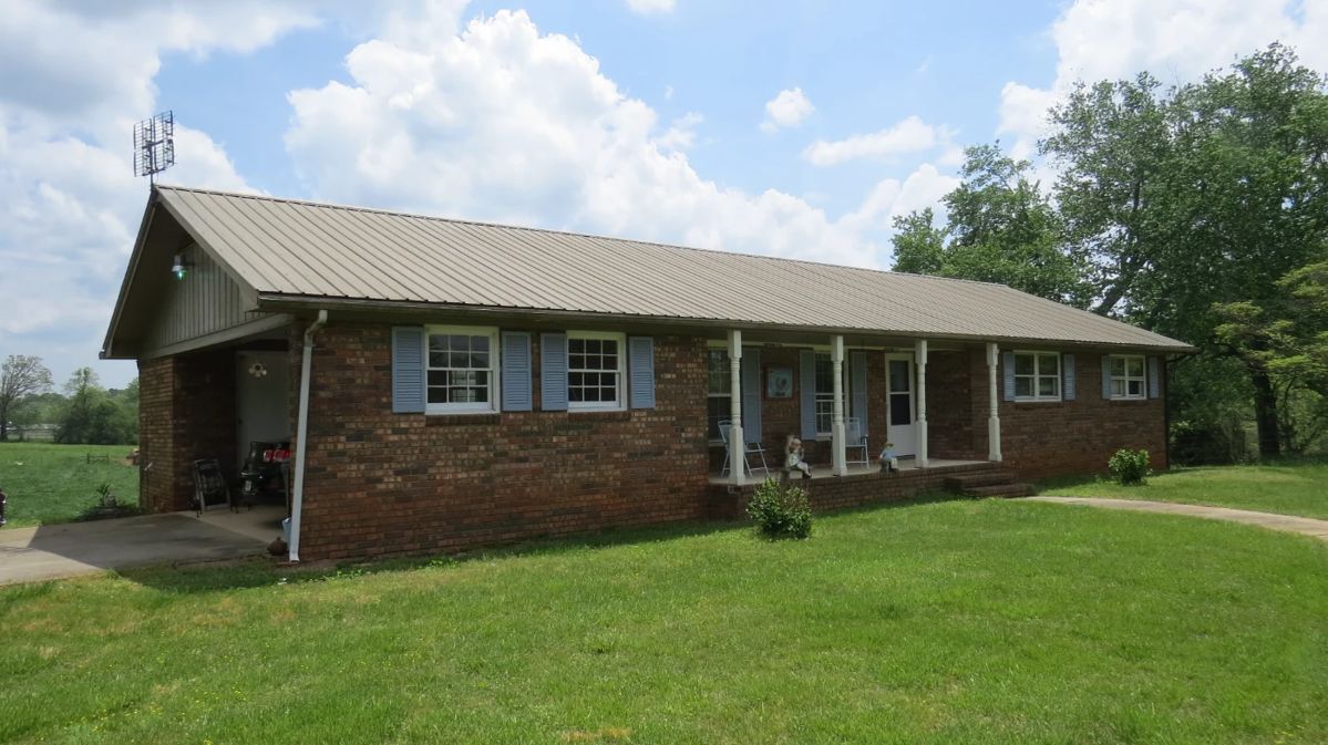 50% OFF SATURDAY Estate of Ruby Meaders (Pottery)... starts on 5/15/2025