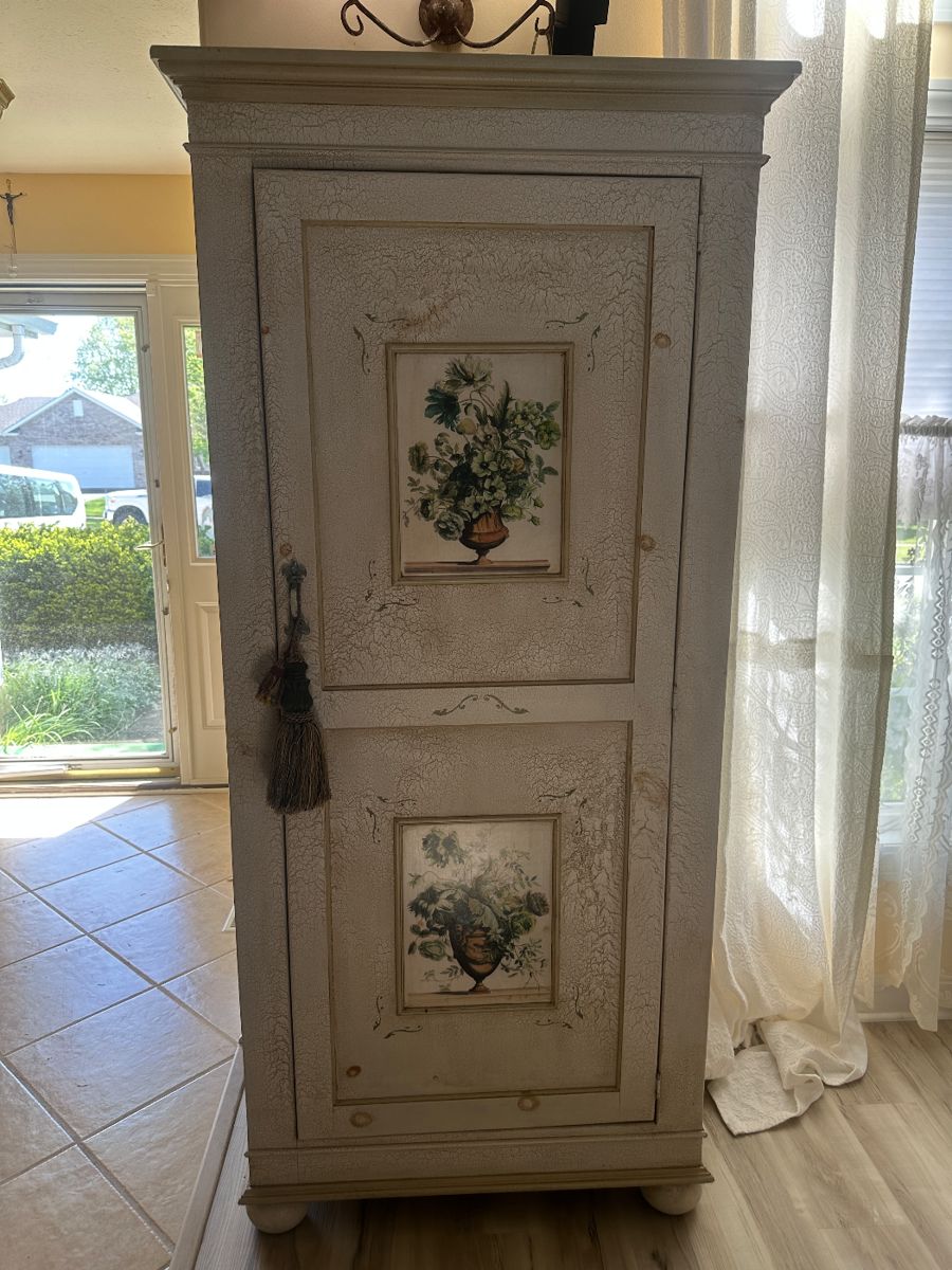 Salvaged by Sonya * Estate Sale * Antique... starts on 5/29/2025