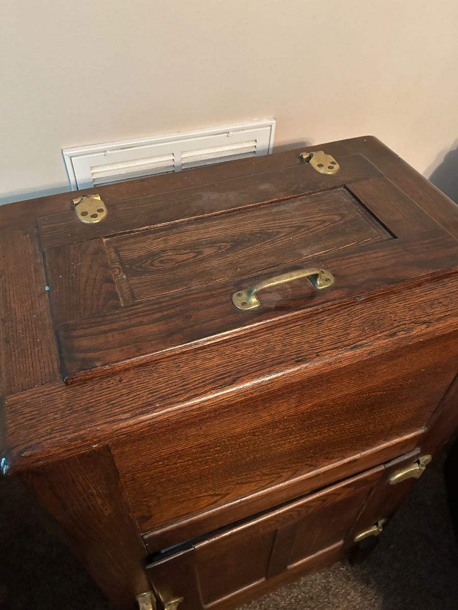 Devlin Estate Sales in - Magnolia, Texas starts on 5/3/2025