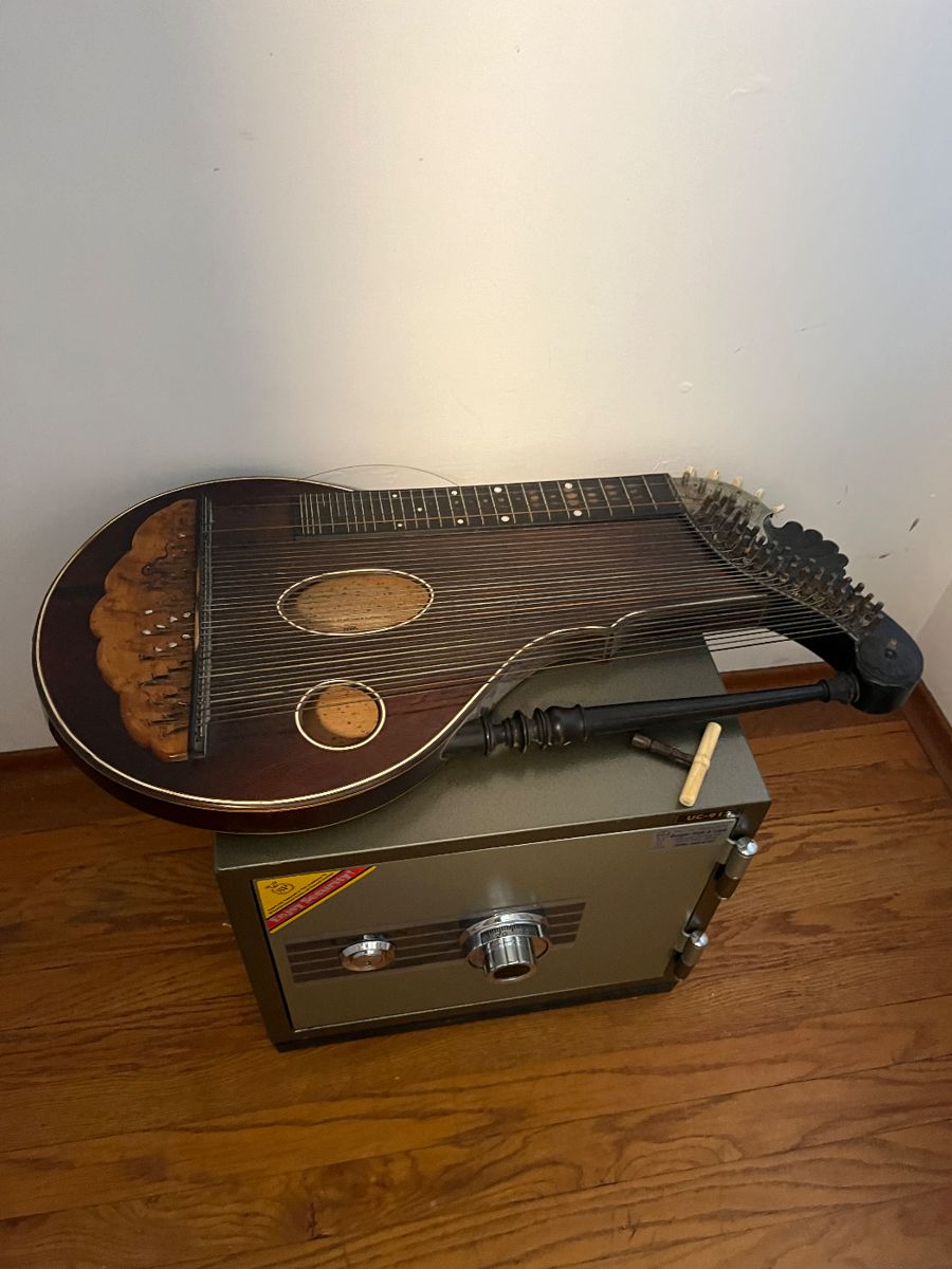 Edmonds Artist home starts on 4/25/2025