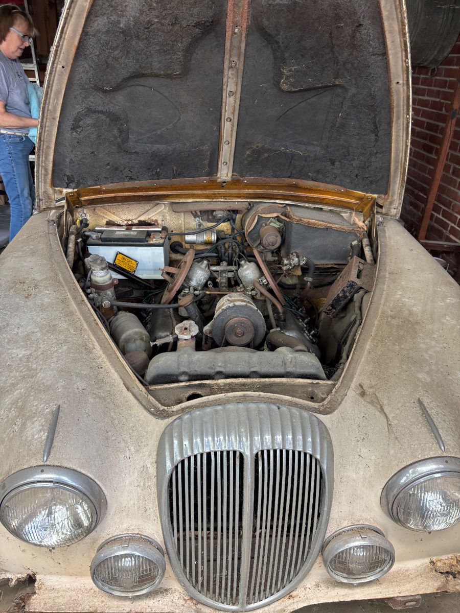 M J GRAFF Sales in Saint Louis, MO starts on 5/3/2025