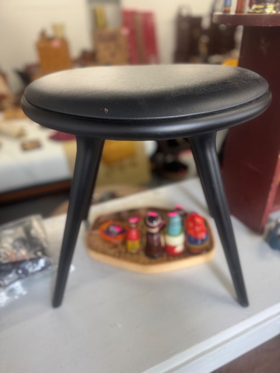 HALF PRICE SATURDAY!!!! ALL CLASS by Heirloom... starts on 5/1/2025