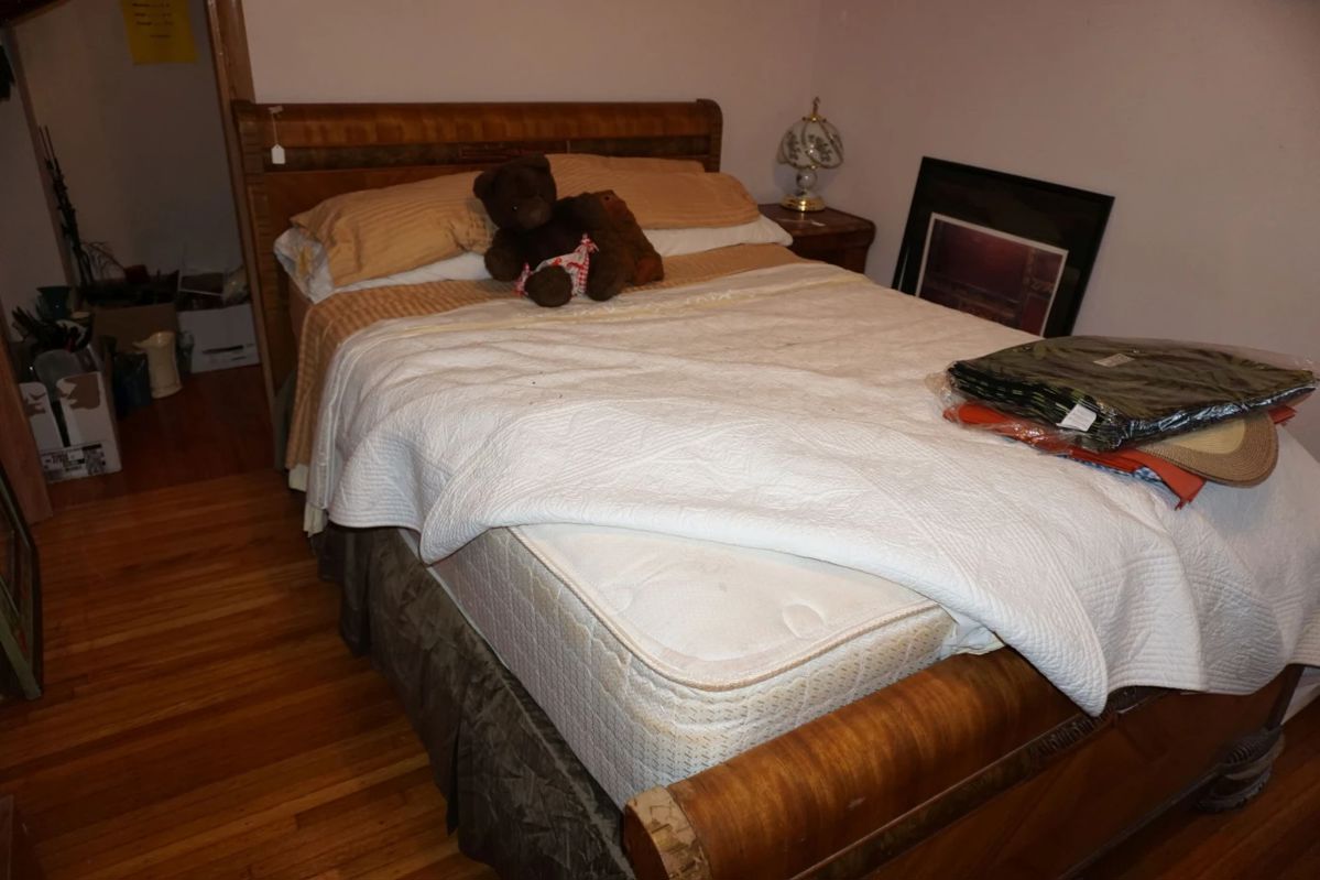 Buffalo 60 year Homestead; HOUSE PACKED;... starts on 7/11/2025