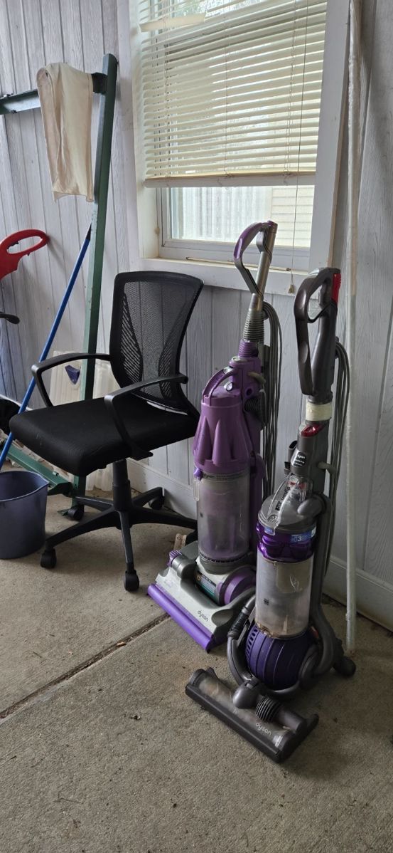 Doug Springstead Living Estate Sale (Willow Creek) starts on 5/2/2025