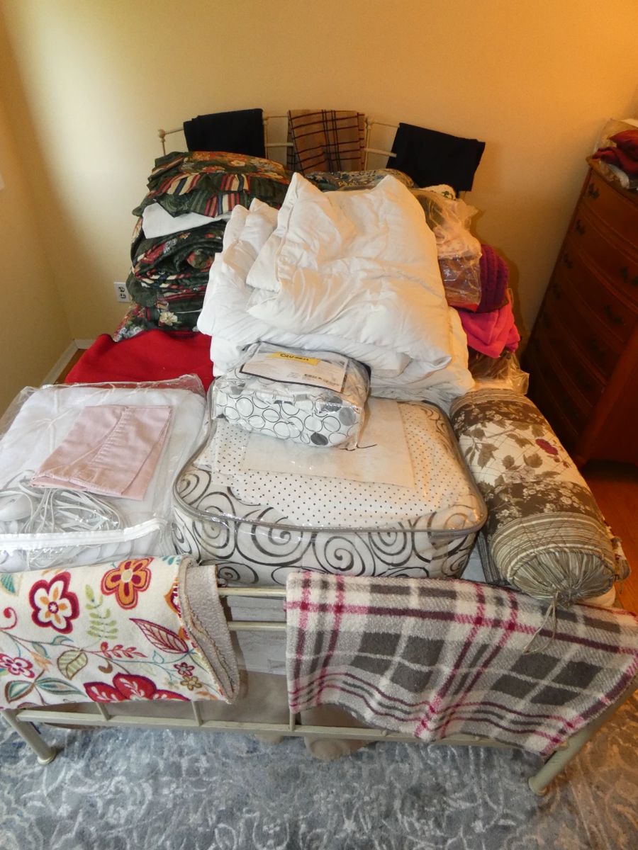 ESTATE SALE (30 YEARS OF VALUABLES) starts on 5/15/2025