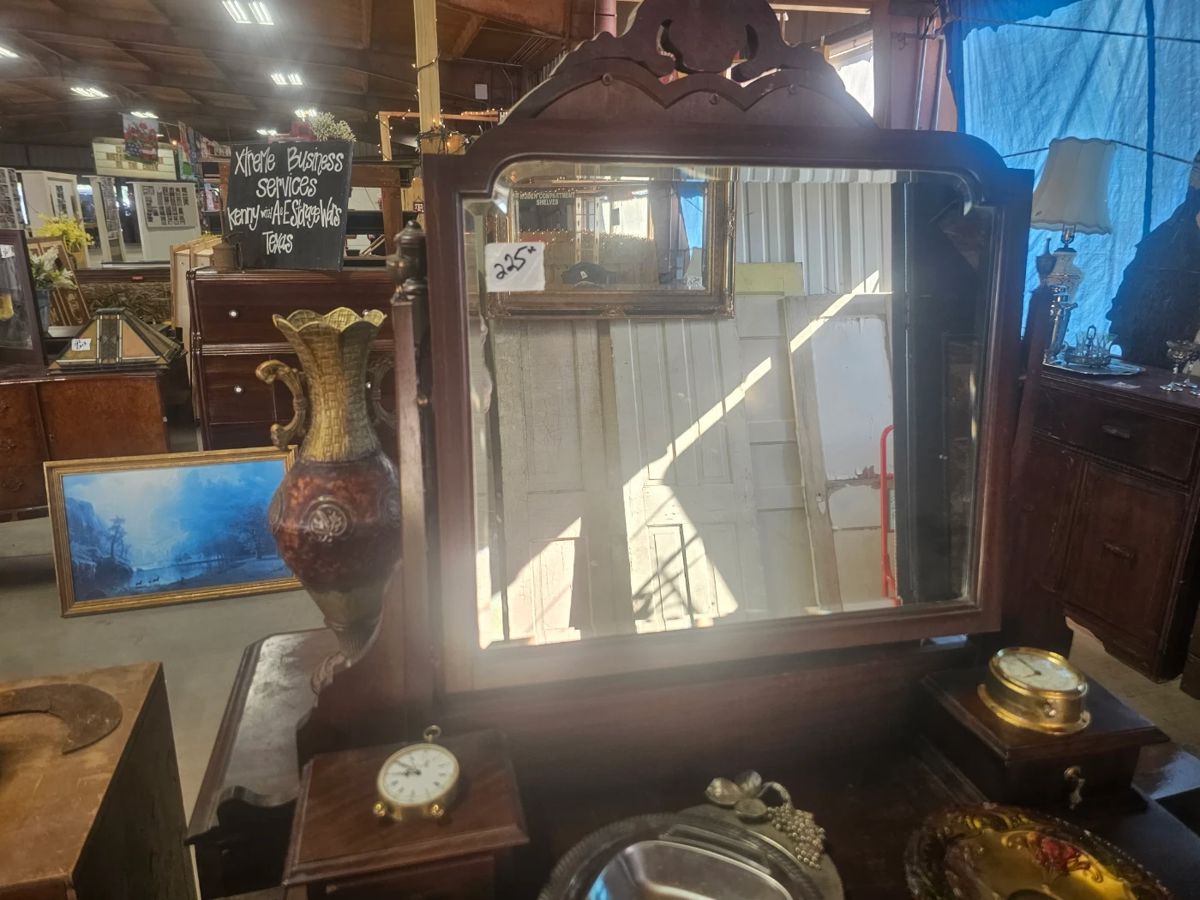 Estate Sale 40 years in Tyler, TX starts on 5/8/2025