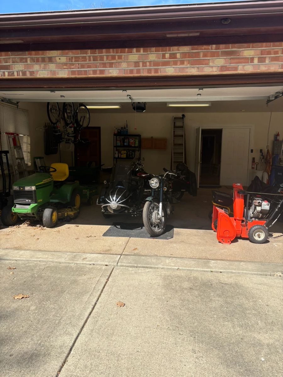 Blue Moon Estate Sale – Kildeer: Motorcycles,... starts on 5/9/2025