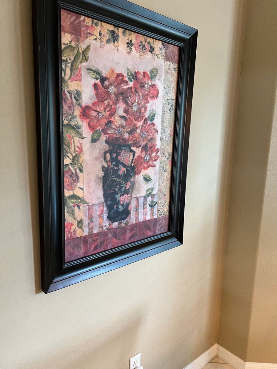 Super clean, high-end items great priced starts on 5/28/2025