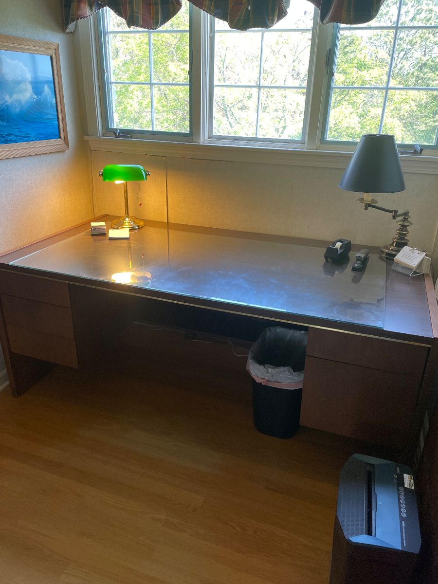 Inverness/Palatine MCM Vintage Art Collectibles... starts on 5/16/2025