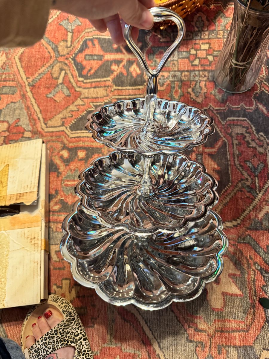 Moore’s Birchwood Estate Sale in Springfield, MO starts on 5/22/2025