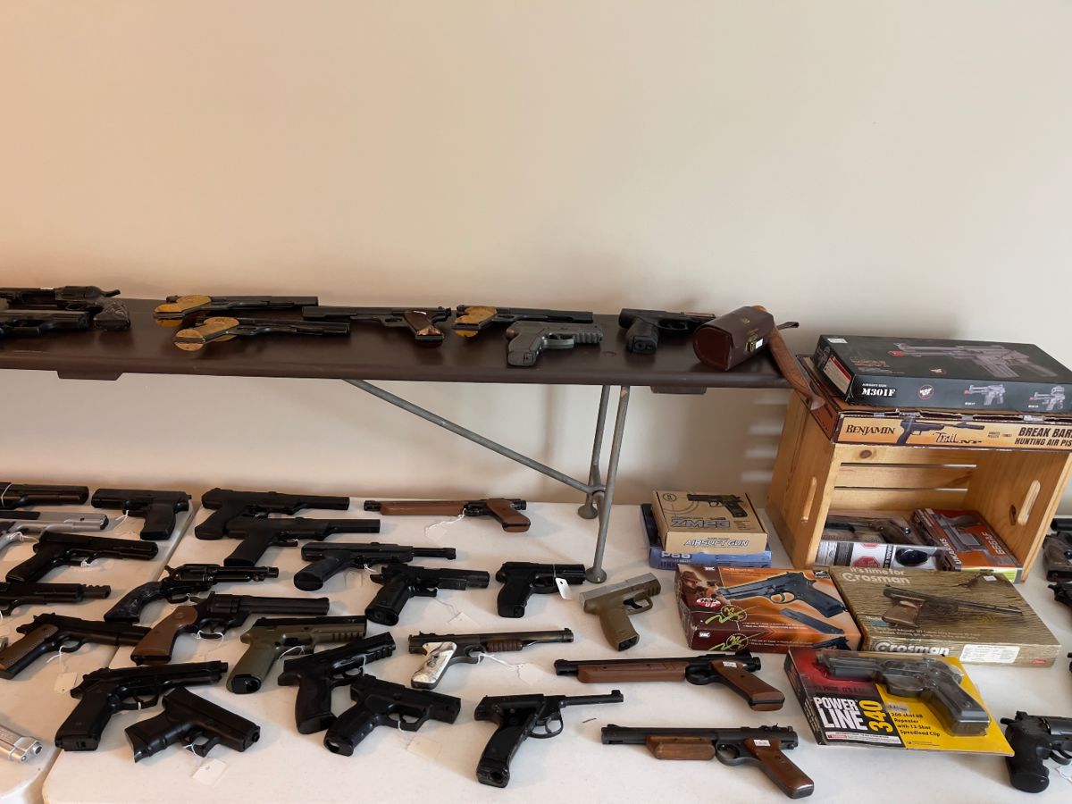 Estate sale with BB guns, tools, ammo, knives,... starts on 5/17/2025
