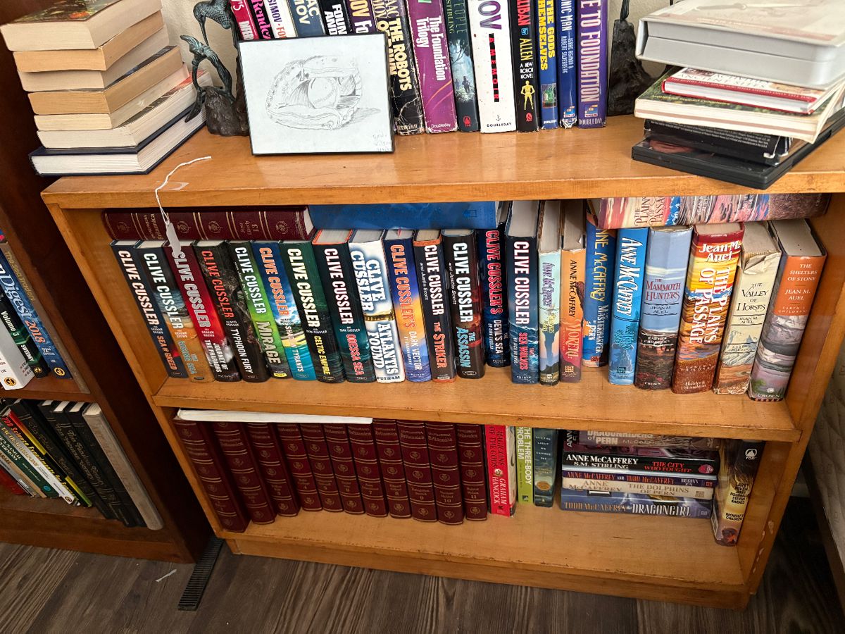 Books, rocks and other collections in Beebe starts on 5/23/2025