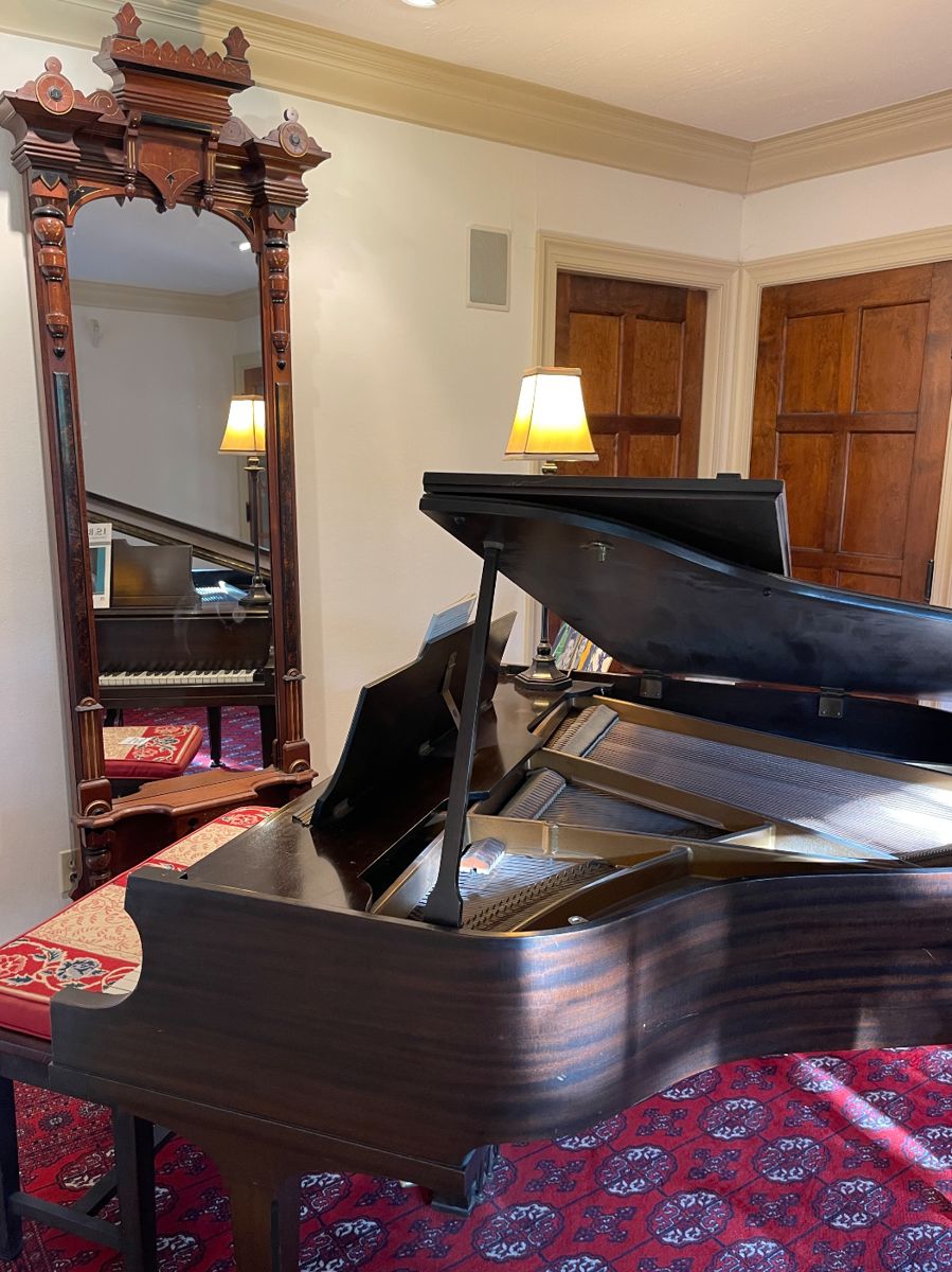 GRACIOUS 6K. SQ. FT. HOME NEAR FAIRLAWN CC;... starts on 5/23/2025