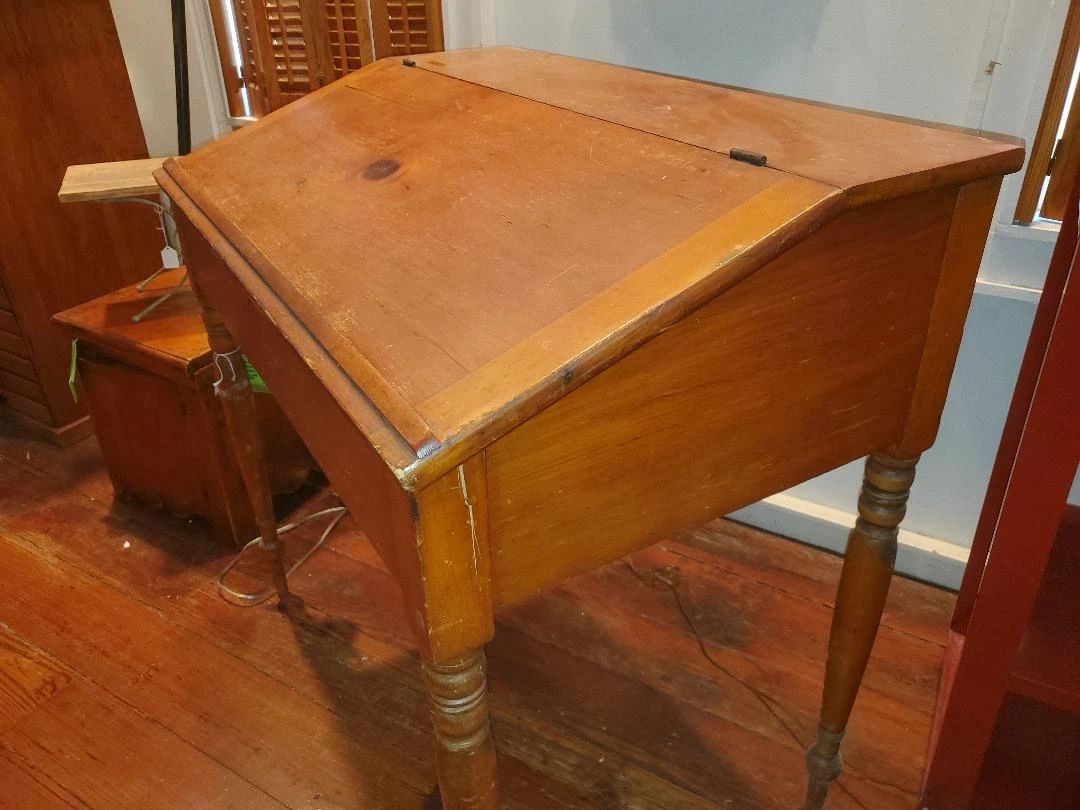 Estate sale Harriett DeLong in Savannah, GA starts on 5/30/2025