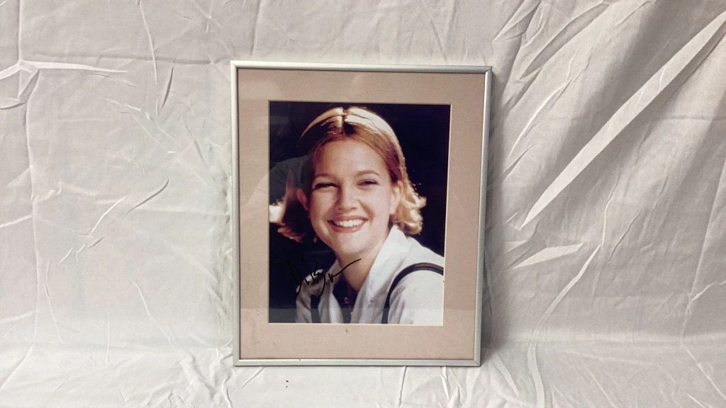 ONLINE AUTOGRAPHS FROM THE ESTATE OF WALTER BOYD starts on 5/27/2025