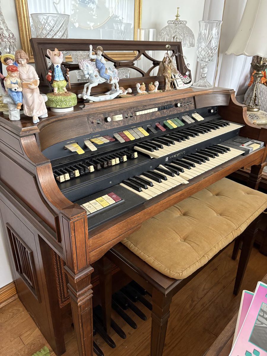 VM Estate Sales - Stanton Estate in Knoxville, TN starts on 5/30/2025
