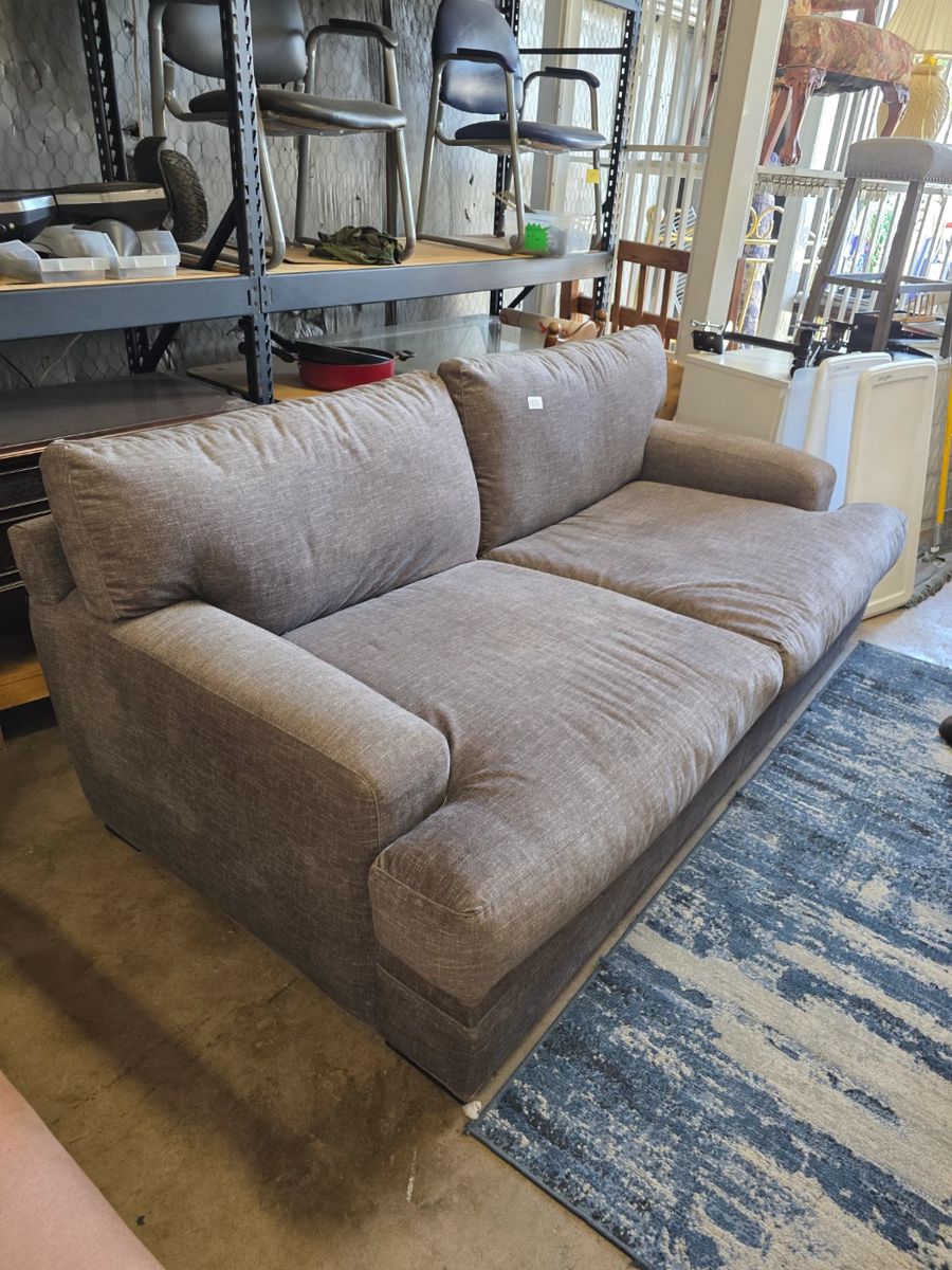 Warehouse full of used household items and... starts on 5/29/2025