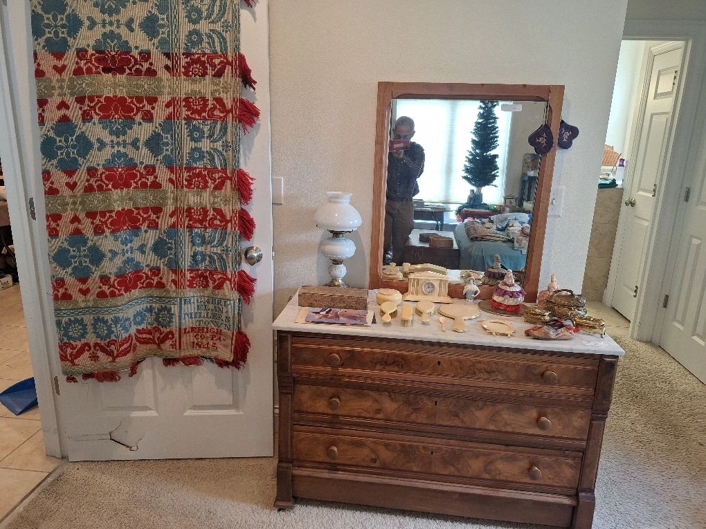 Harvey & Maxine Miller Living Estate Antique... starts on 6/6/2025