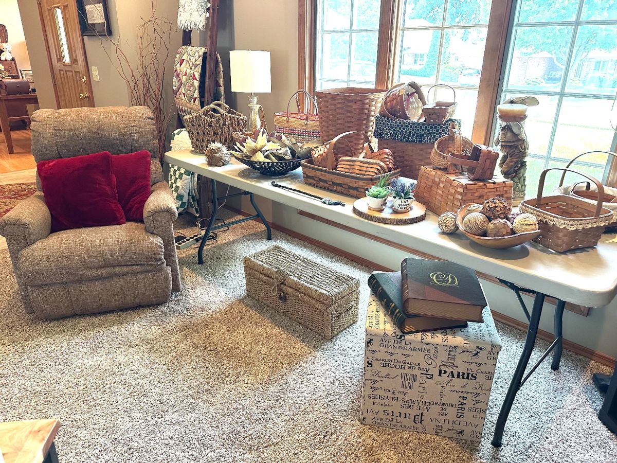Downsizing Sale in Primrose Place in Springfield, MO starts on 6/6/2025