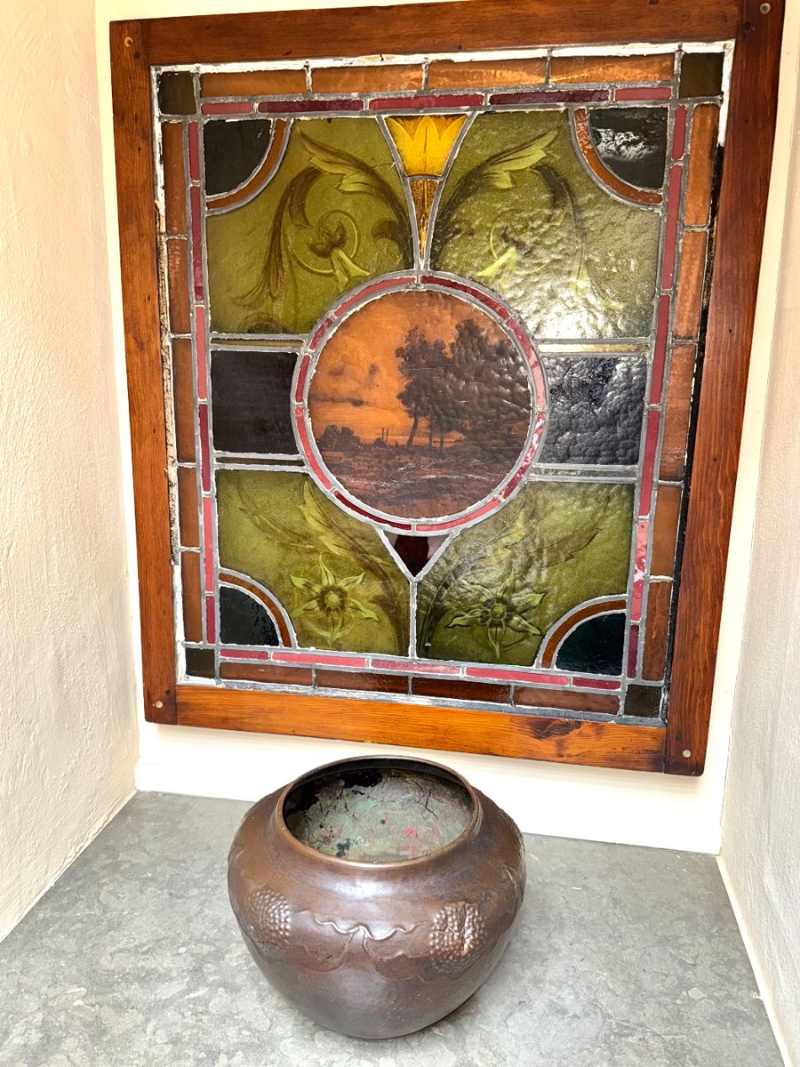 The Estate of Ed and Cathy O'Neil in Los Angeles, CA starts on 6/14/2025