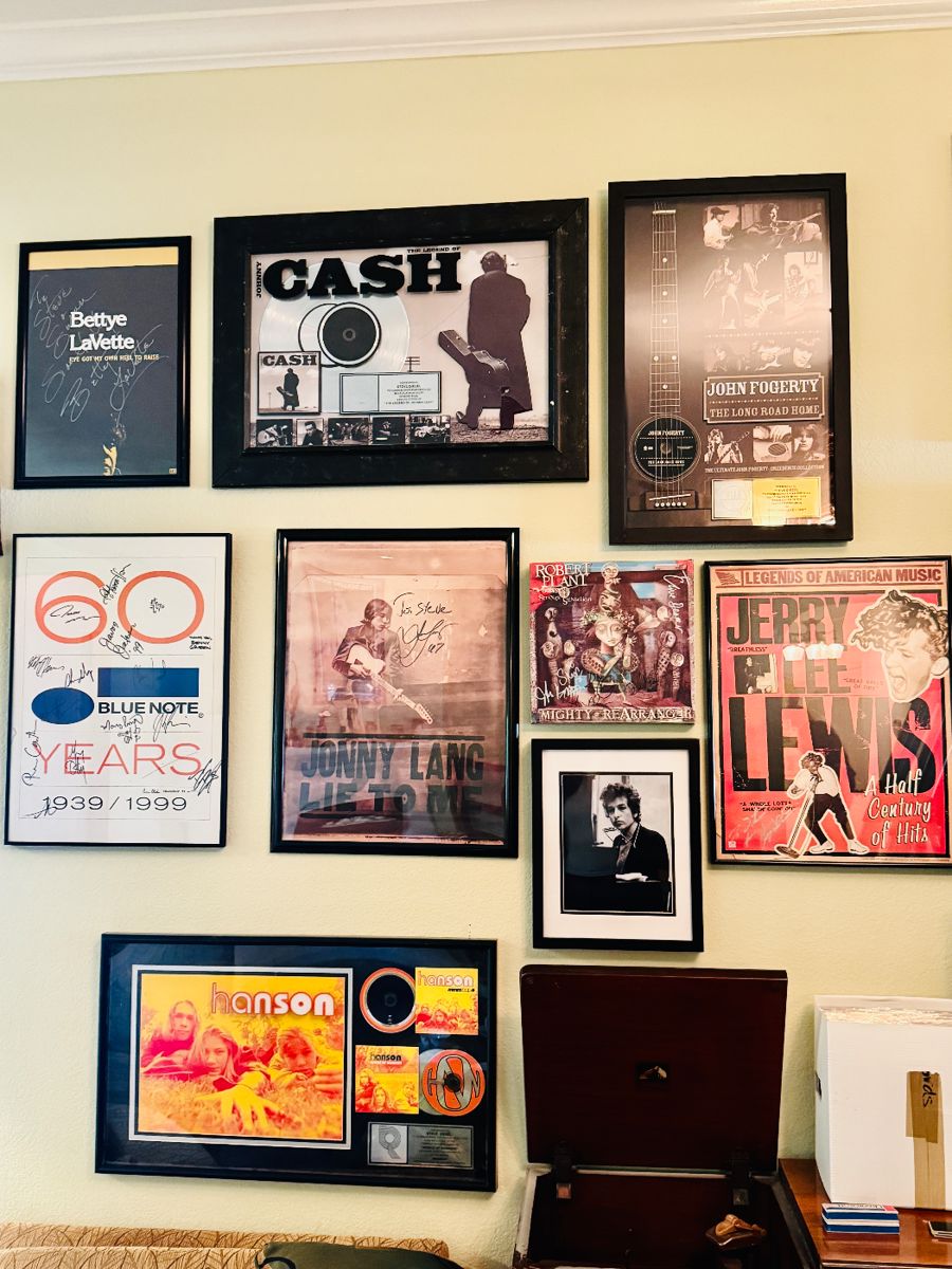Music Memorabilia & Autograph Heaven! starts on 6/19/2025