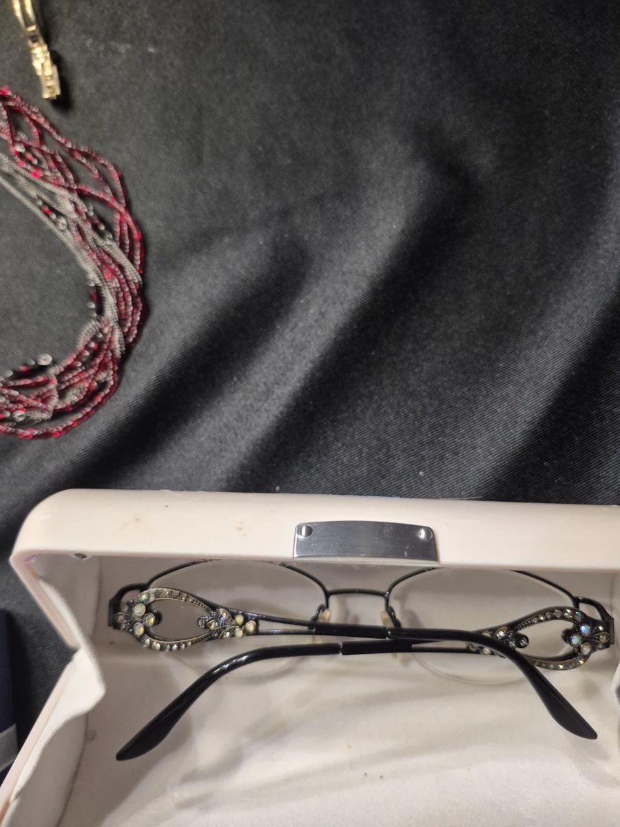 Estate Sales by Lois--Jewelry ++++++++++ starts on 6/14/2025