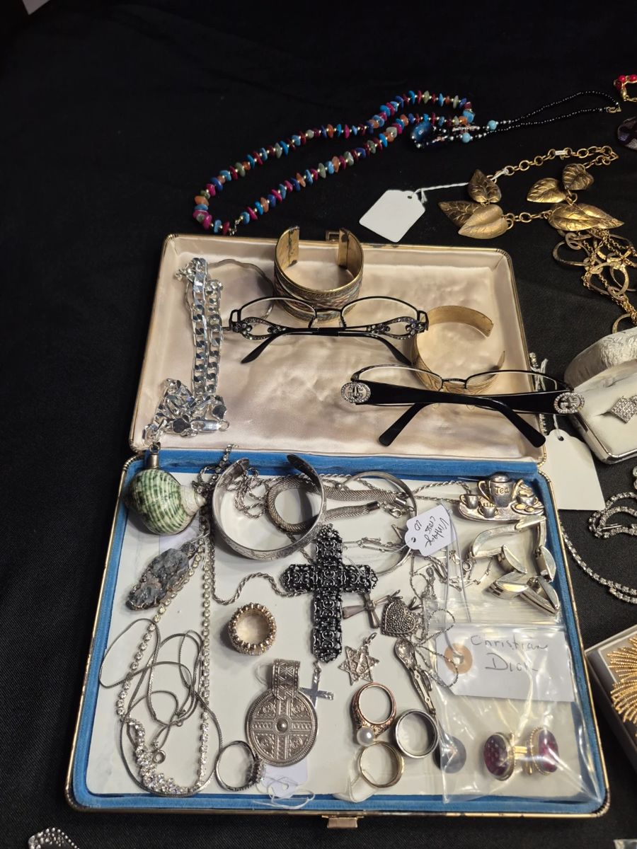 Estate Sales by Lois--Jewelry ++++++++++ starts on 6/14/2025