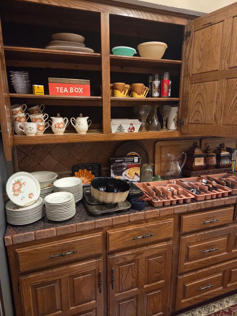 50% off everything!! Huge Millbrook Estate... starts on 6/20/2025