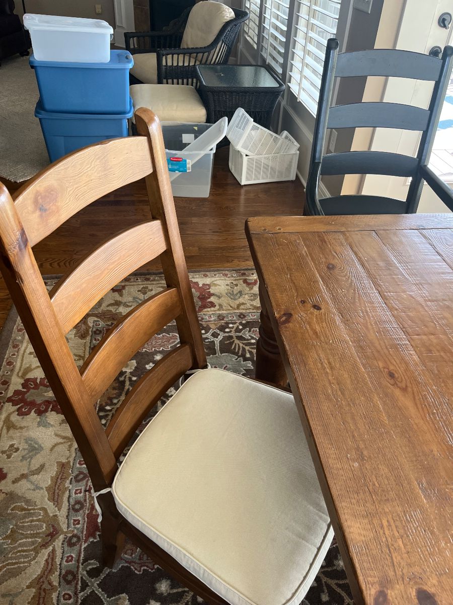 Fantastic Farmhouse Frenzy in Raymore! starts on 6/24/2025