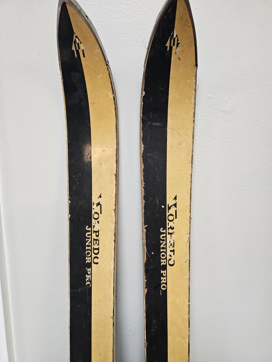 Tools, Enamel Signs, Vtg Game Consoles starts on 6/20/2025