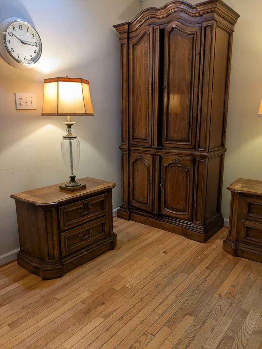 CONCIERGE's Atlanta Collectibles Estate Sals starts on 7/3/2025