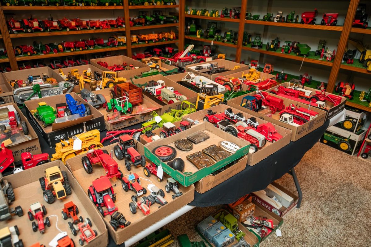 Kenneth Kenny Rupley Farm Toy Collection-... starts on 7/27/2025