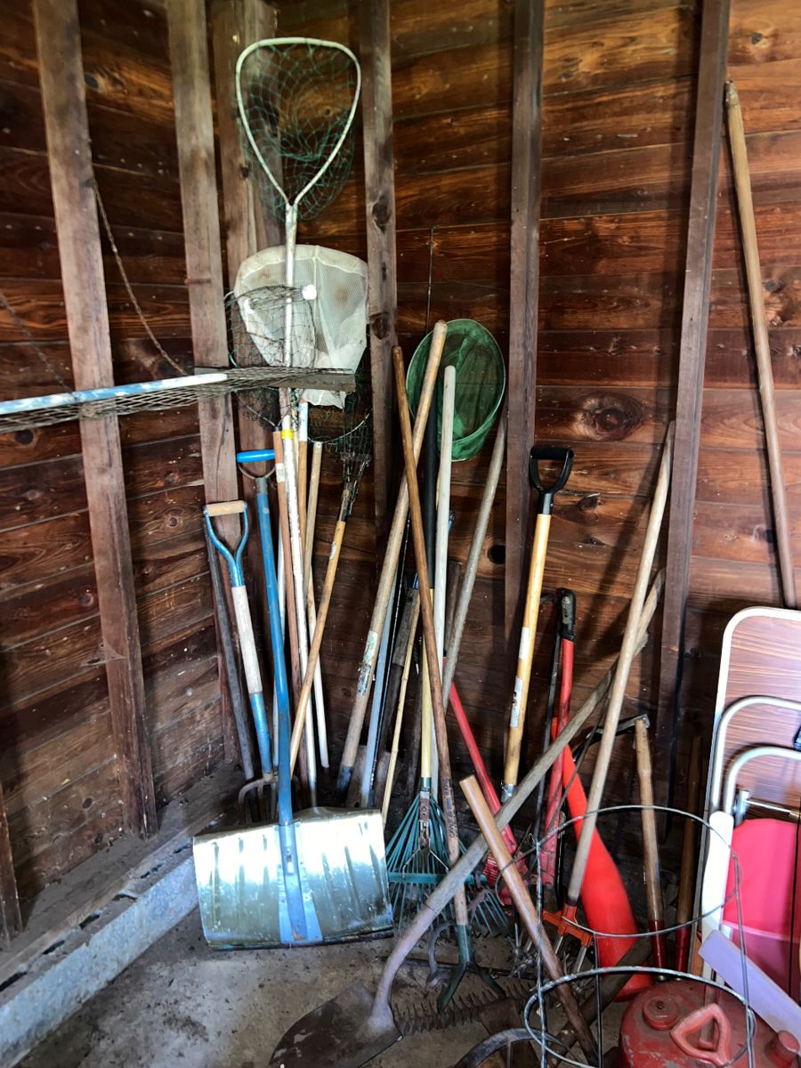 DUNELLEN NEW JERSEY- A DIGGERS DELIGHT. DECADES... starts on 9/5/2025