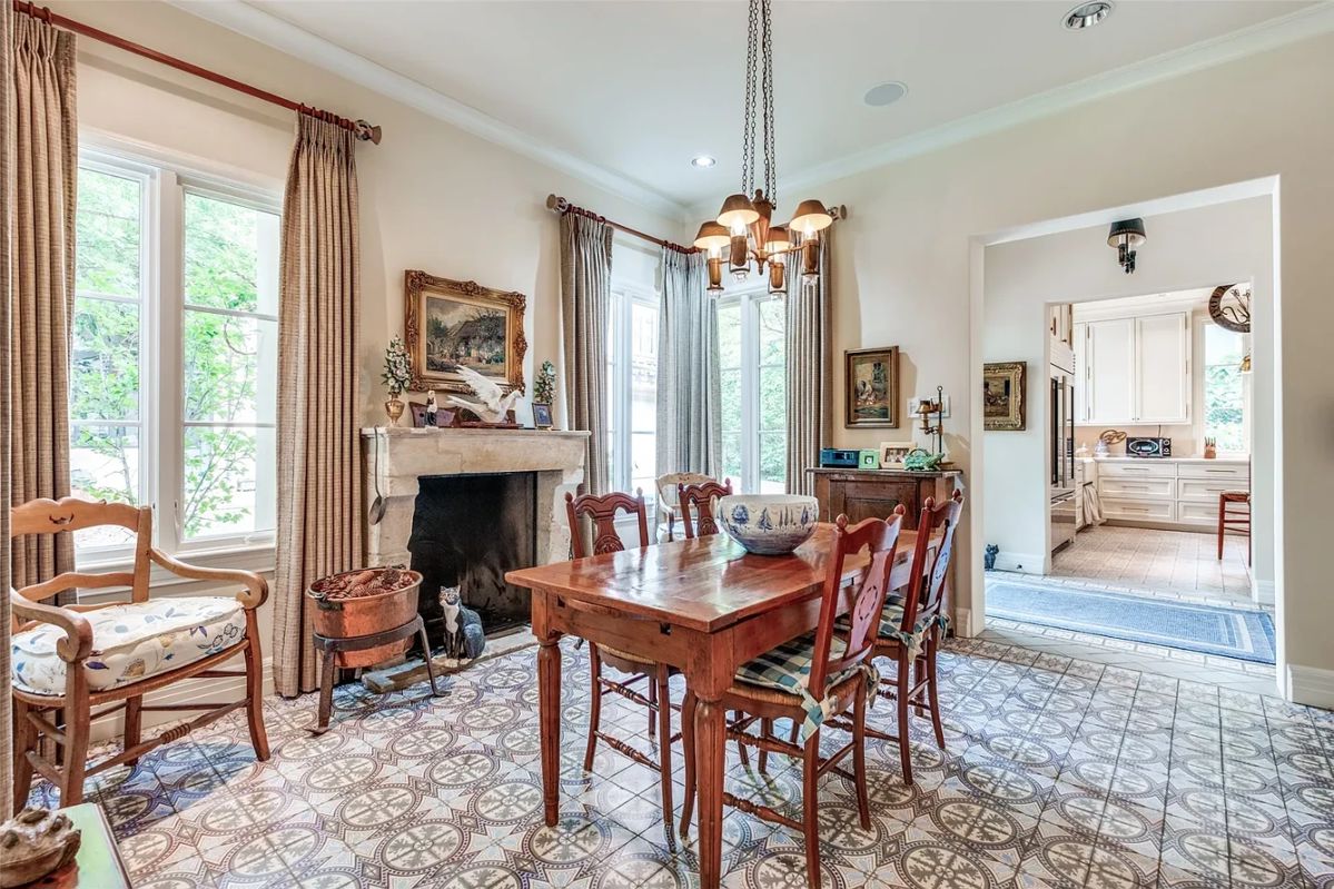 50% Saturday! When Pigs Fly Estate Turtle... starts on 8/22/2025