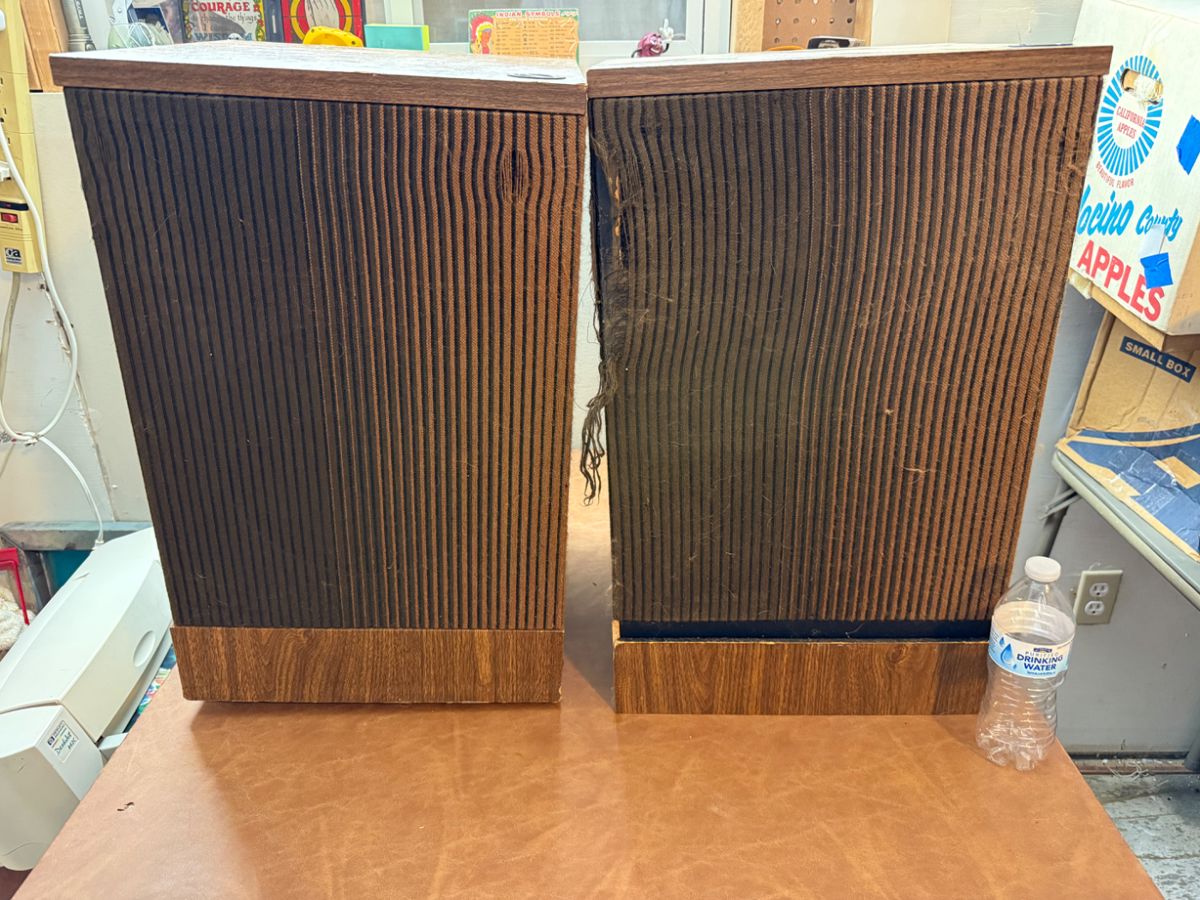 Amazing Online Auction- Records, Signs, Oil... starts on 6/28/2025