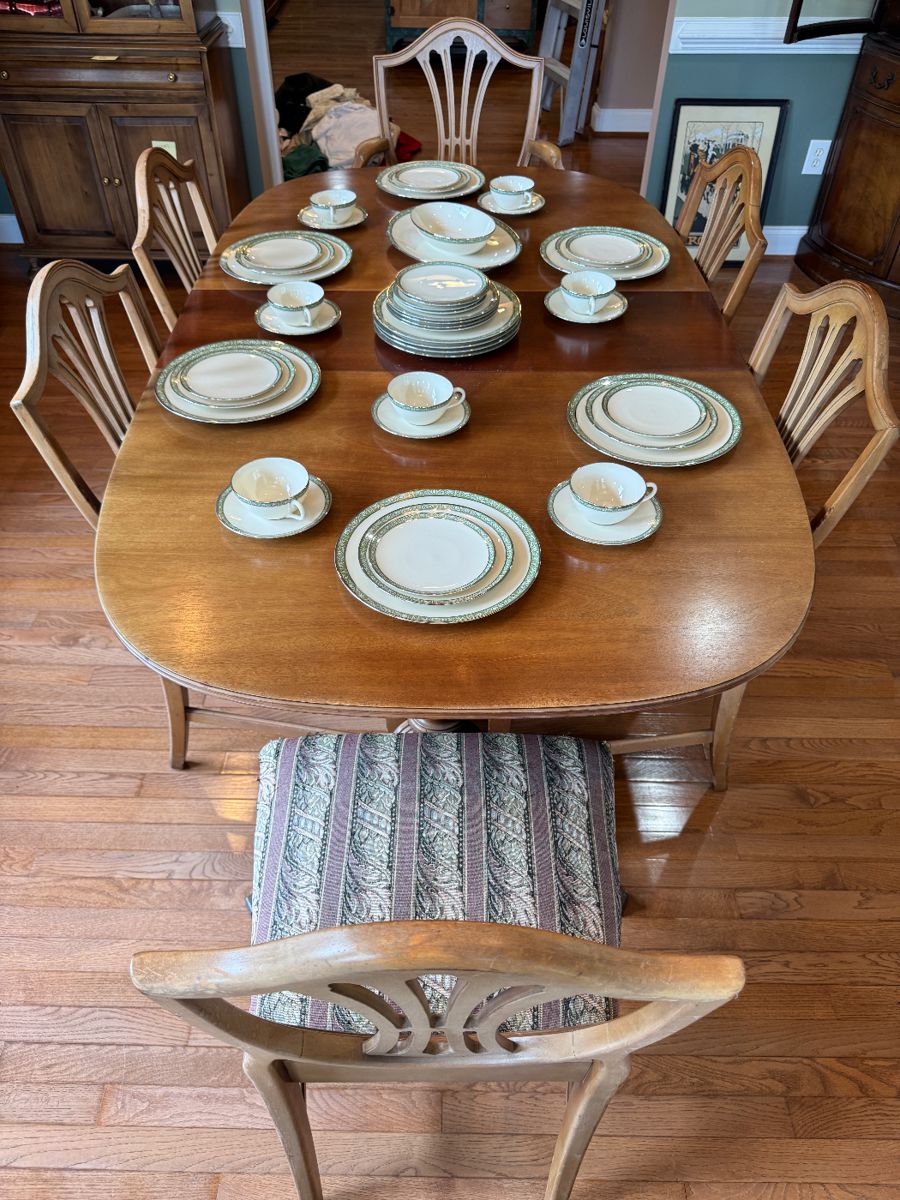 50% off Sunday!! Classy in King George Estate... starts on 7/11/2025