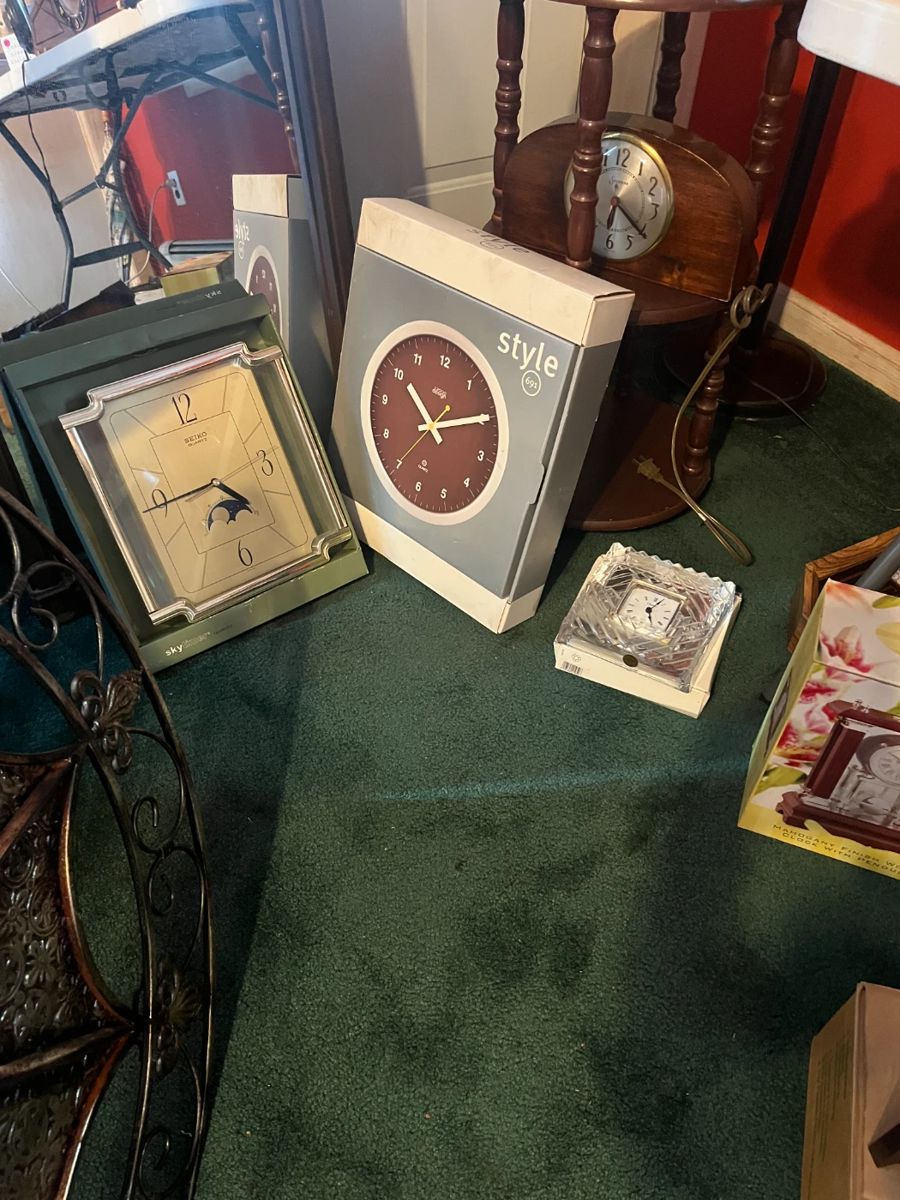 Estate Sale with Clocks and Collectibles starts on 7/17/2025