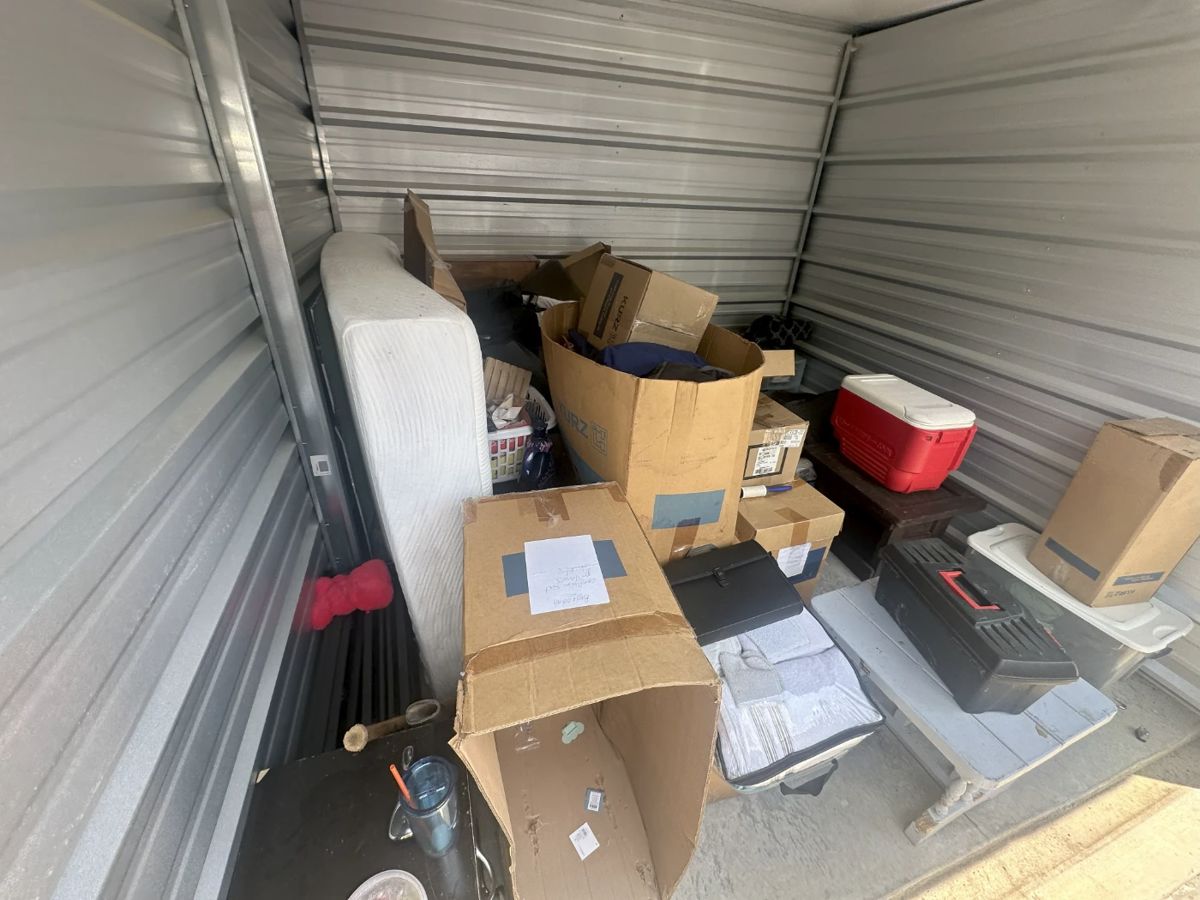 ONLINE STORAGE LIEN AUCTION DAVIDSON STORAGE starts on 7/6/2025